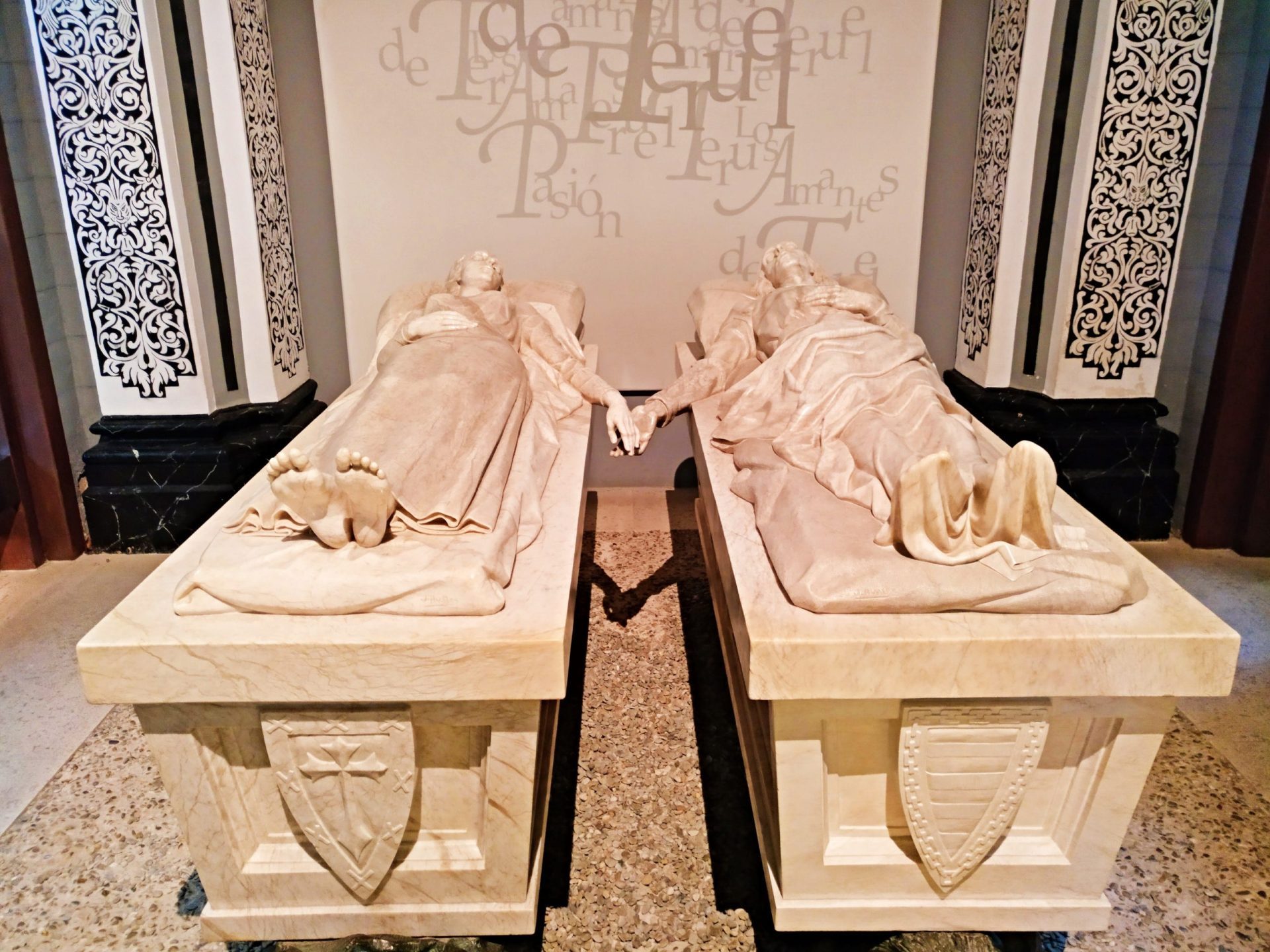 Amantes de Teruel y Mausoleo: historia y visita guiada | Vive la Vida Roca